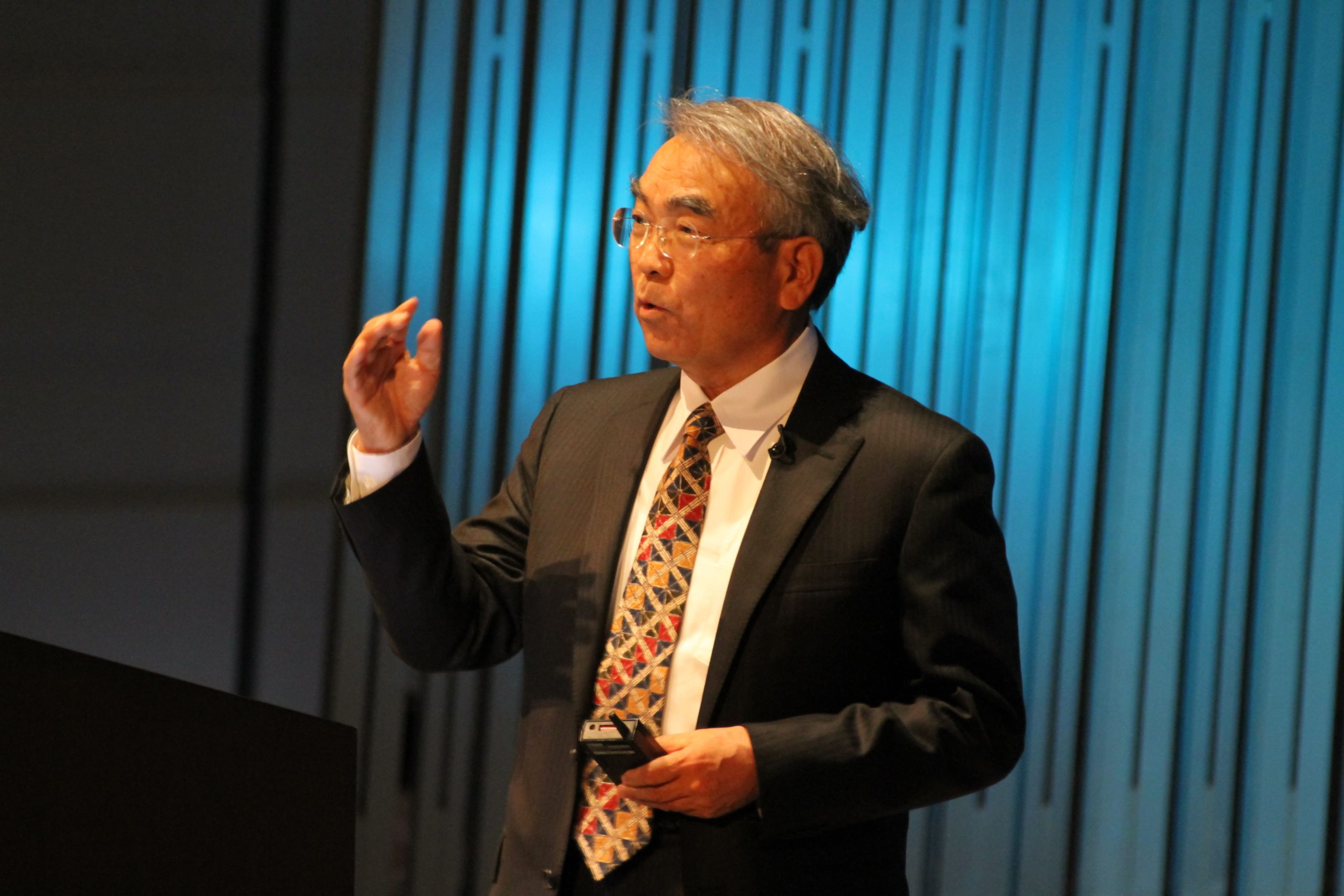 Dr. Takeo Kanade Receives the John Scott Award | Kyoto Prize